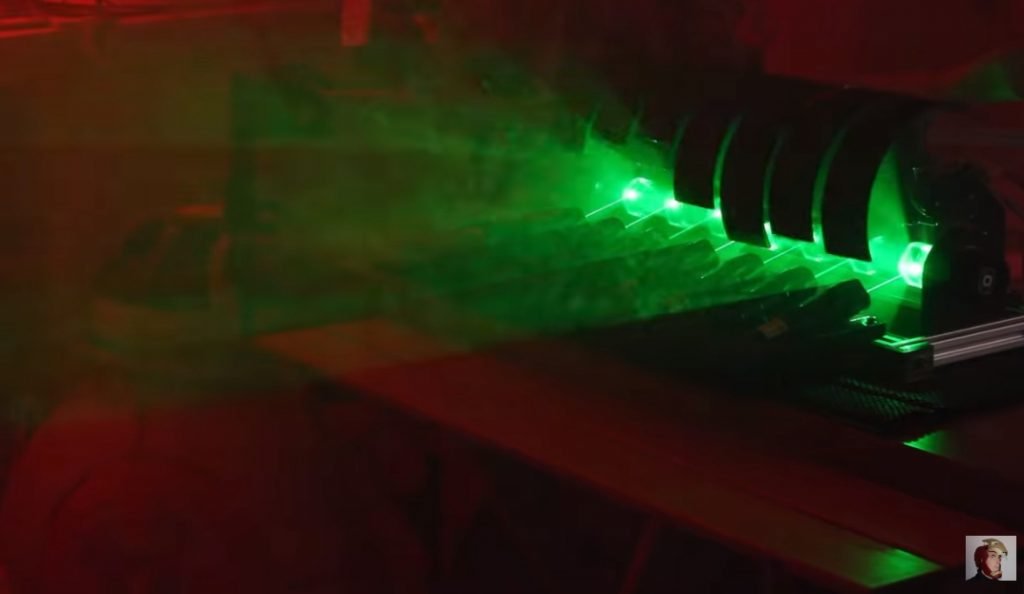 Graafinen ekvalisaattori-projektio lasereilla DIY - Hilavitkutin.com